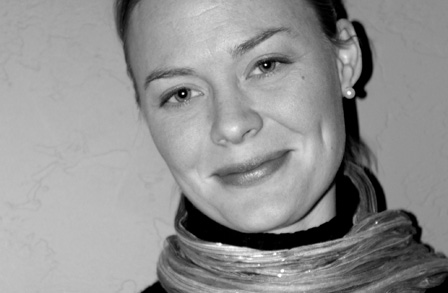 Love at Thirty-Two Degrees by Katherine Larson | Poetry Magazine