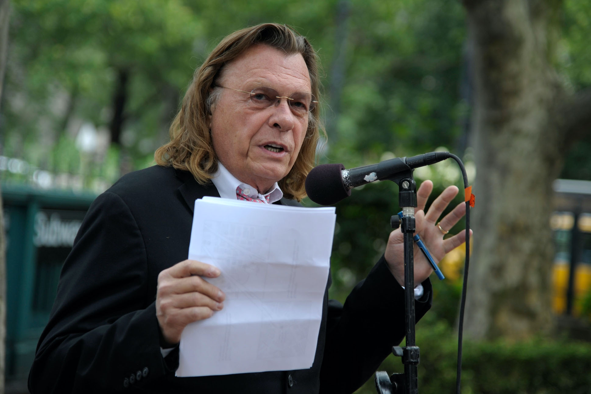 Thomas Lux | Poetry Foundation