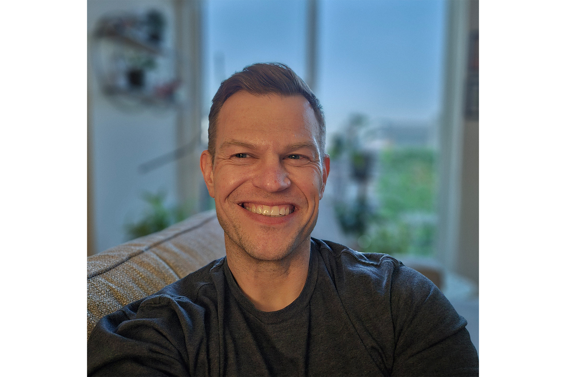 Erik Tschekunow | Poetry Foundation